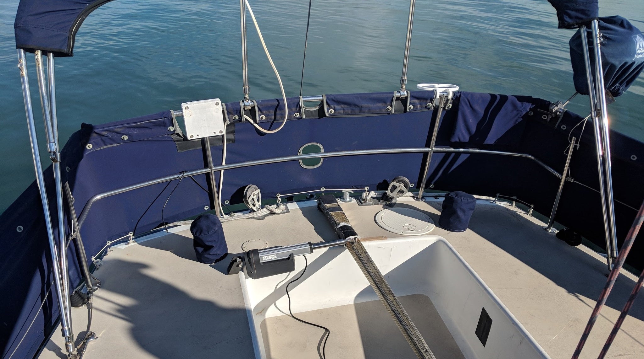 PA8 Pelagic Autopilot System for Heavy Tiller Steered Vessels - In sto ...